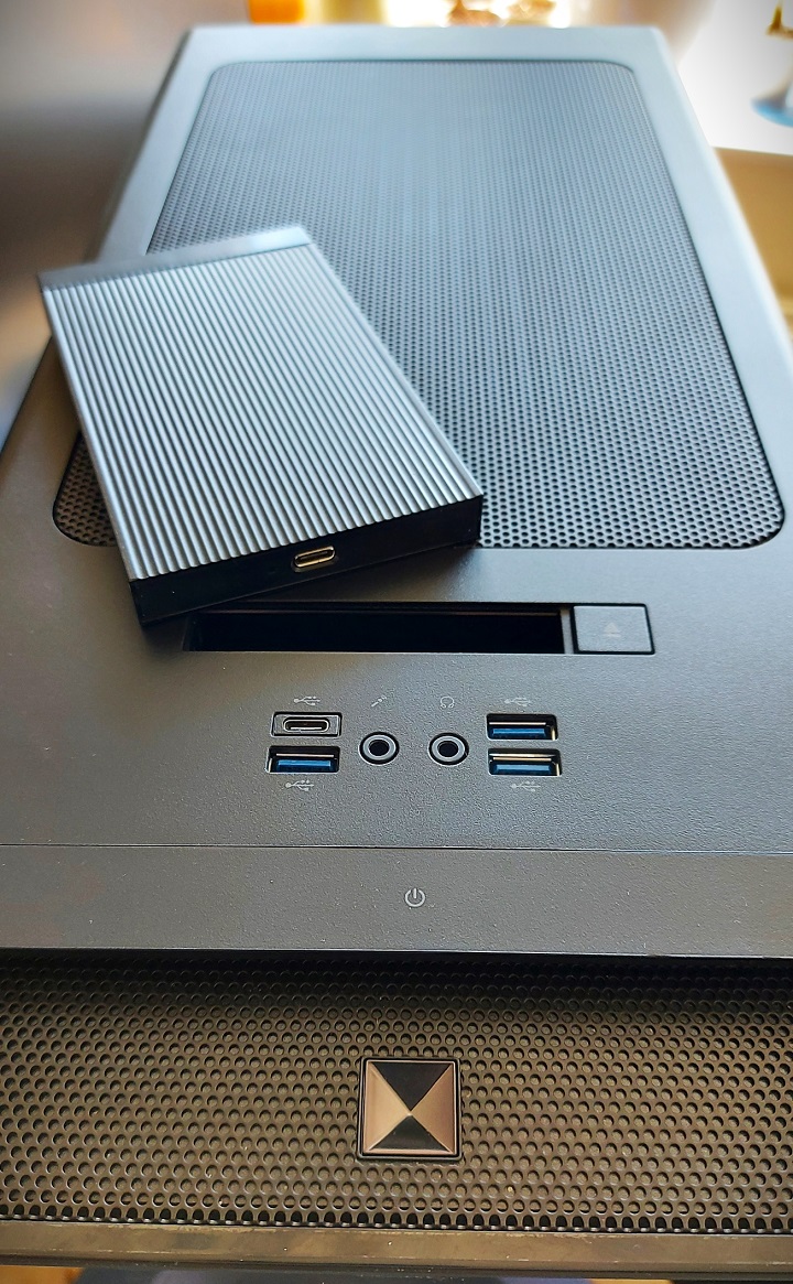 Acer Predator Orion 7000 PO7-640 (2022) Review – Total Gaming Addicts