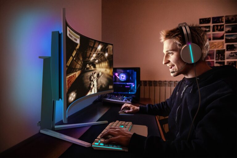 Philips Evnia 49M2C8900 Review: Super Ultra Wide Perfection – Total ...